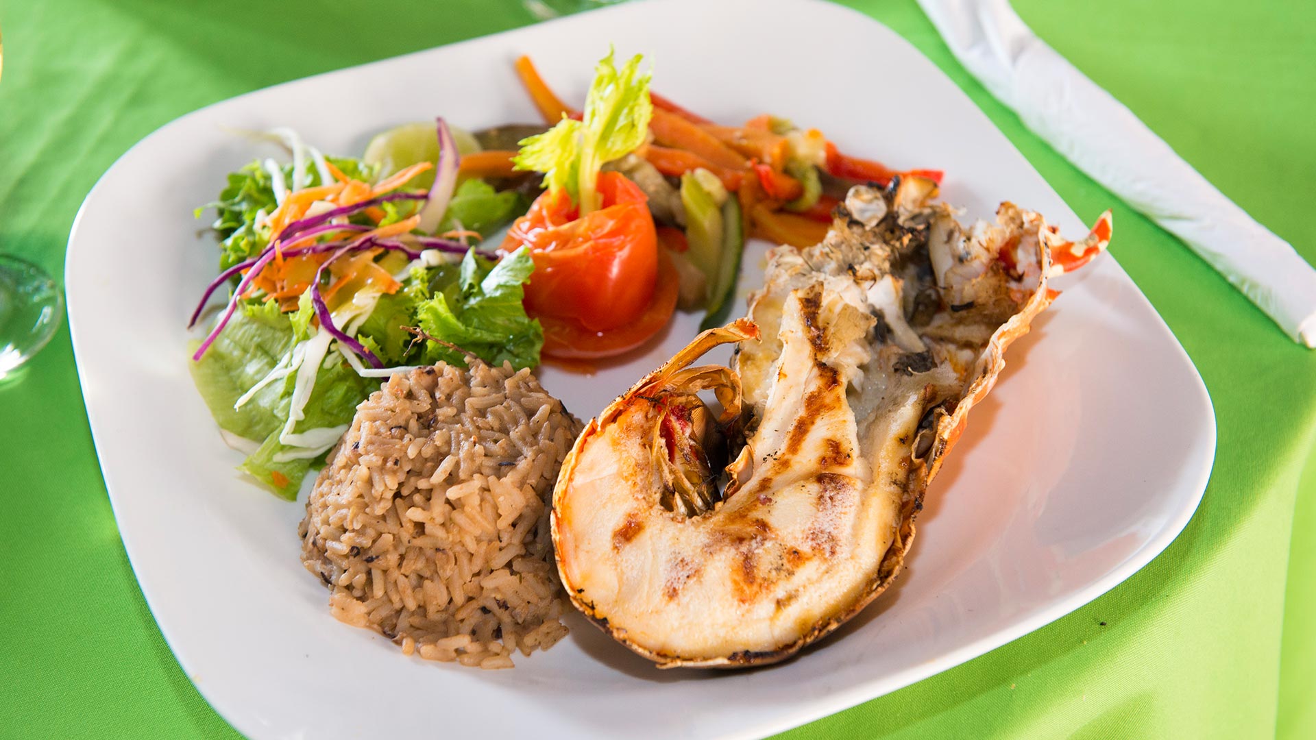 Dining | Restaurant English Harbour Antigua | Copper & Lumber